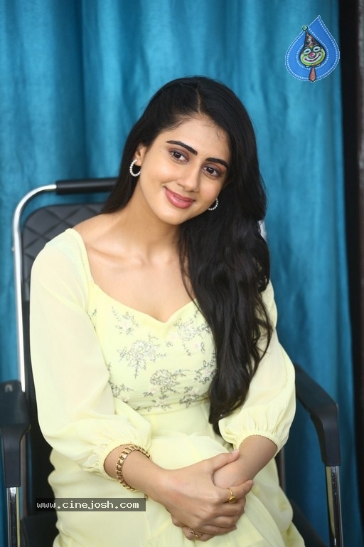 Gehna Sippy Interview Photos - Photo 3 of 20