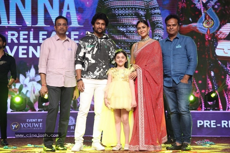 Hi Nanna Pre Release Event - Photo 5 of 42