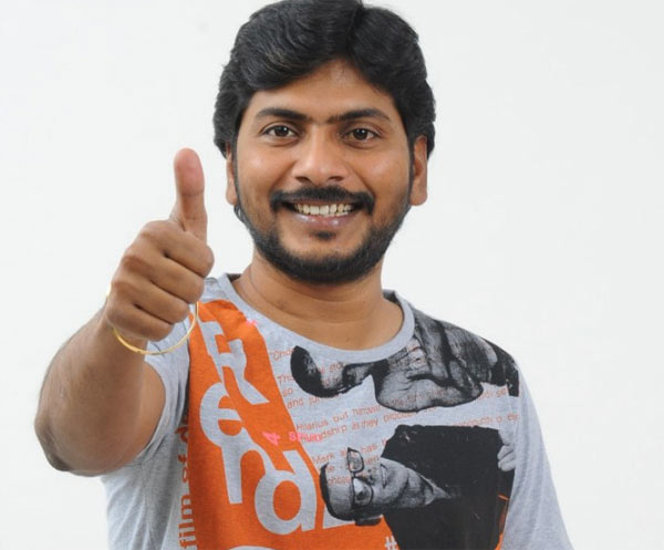 రామ్‌చరణ్‌ ‘చోటామేస్త్రీ’? రామ్‌చరణ్‌ ‘చోటామేస్త్రీ’?